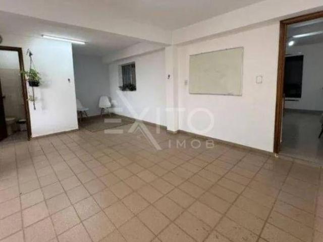 Casa para venda em Jardim Petrópolis de 221.00m² com 3 Quartos e 2 Garagens