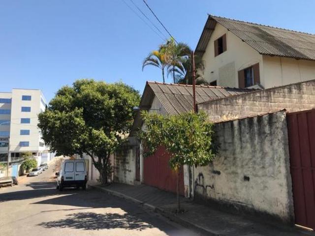 Casa para venda em Jardim Petrópolis, Varginha