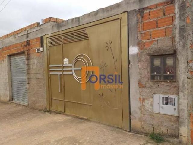 Casa para venda em Jardim Piatã B de 260.00m² com 2 Quartos, 1 Suite e 6 Garagens