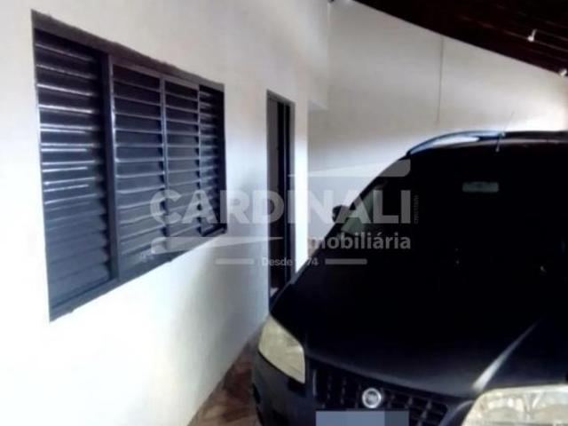 Casa para venda em Jardim Pinheiros vila Xavier de 220.00m² com 3 Quartos, 1 Suite e 2 Garagens