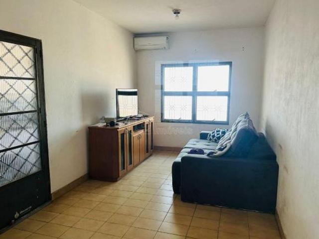 Casa para venda em Jardim Pinheiros vila Xavier de 221.00m² com 4 Quartos, 3 Suites e 2 Garagens