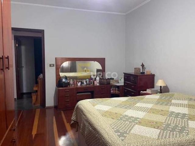 Casa para venda em Jardim Pinheiros de 175.10m² com 4 Quartos, 1 Suite e 5 Garagens