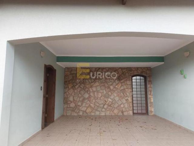 Casa para venda em Jardim Pinheiros de 241.00m² com 3 Quartos, 1 Suite e 4 Garagens