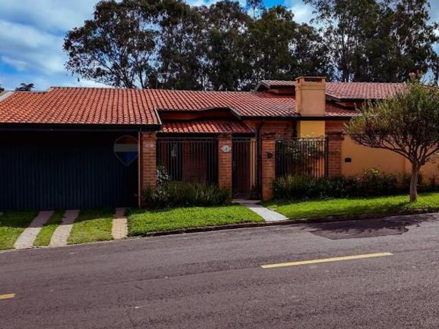 Casa para venda em Jardim Piratininga de 198.00m² com 3 Quartos e 2 Garagens