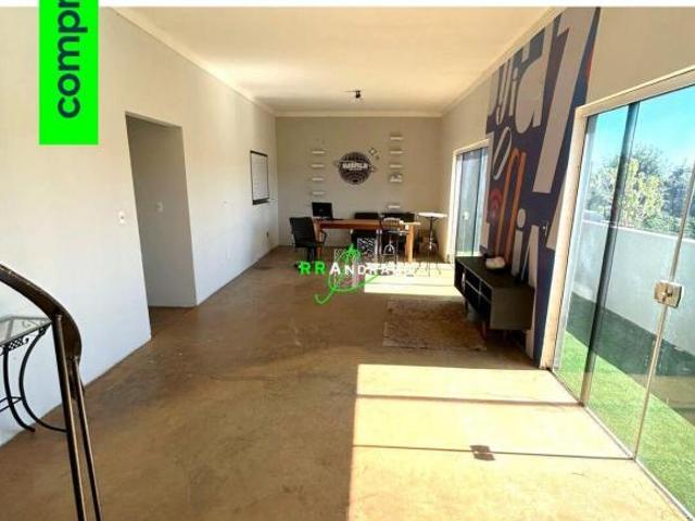 Casa para venda em Jardim Piratininga de 383.00m² com 3 Quartos, 3 Suites e 4 Garagens