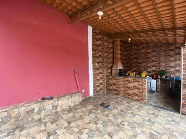 Casa para venda em Jardim Planalto De Viracopos de 250.00m² com 3 Quartos, 1 Suite e 4 Garagens