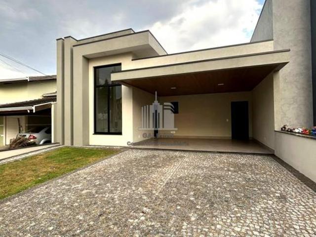 Casa para venda em JARDIM PLANALTO de 192.23m² com 3 Quartos, 3 Suites e 4 Garagens