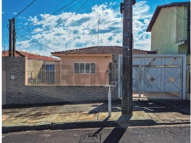 Casa para venda em Jardim Planalto de 130.00m² com 2 Quartos e 3 Garagens