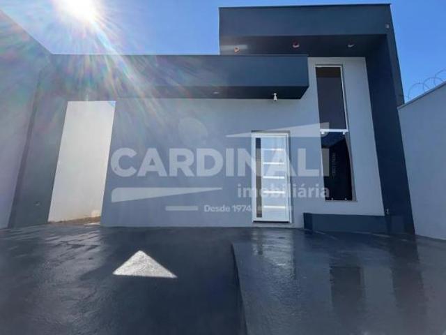 Casa para venda em Jardim Primavera de 79.00m² com 2 Quartos, 1 Suite e 2 Garagens
