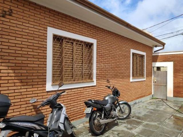Casa para venda em Jardim Primavera de 134.00m² com 3 Quartos e 4 Garagens