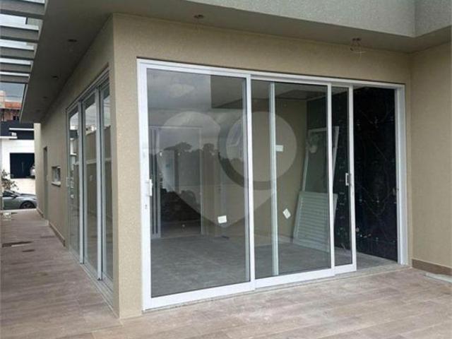 Casa para venda em Jardim Primavera de 150.00m² com 3 Quartos, 3 Suites e 2 Garagens