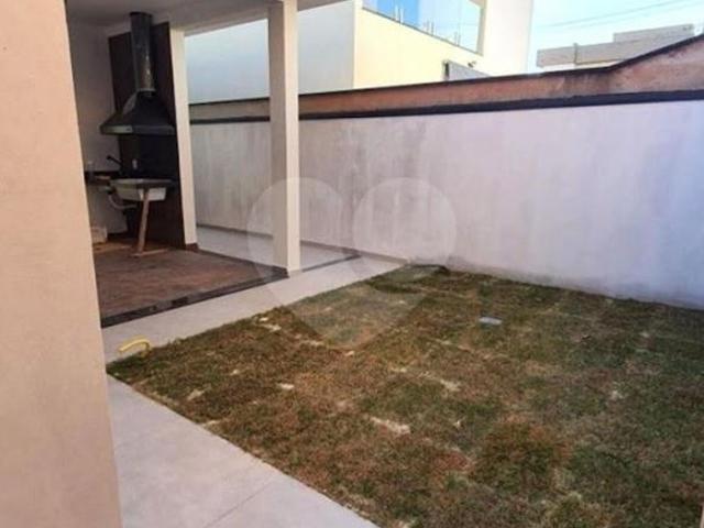Casa para venda em Jardim Primavera de 150.00m² com 3 Quartos, 1 Suite e 4 Garagens