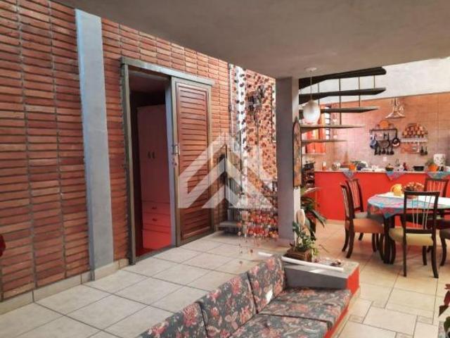 Casa para venda em Jardim Primavera de 155.00m² com 3 Quartos, 1 Suite e 1 Garagem