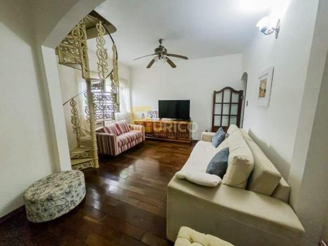 Casa para venda em Jardim Primavera de 164.00m² com 3 Quartos, 1 Suite e 2 Garagens