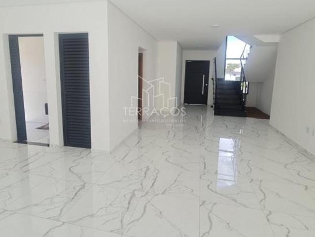 Casa para venda em Jardim Primavera de 183.00m² com 3 Quartos, 3 Suites e 4 Garagens