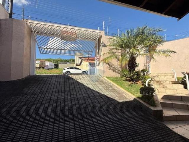 Casa para venda em Jardim Primavera de 257.13m² com 4 Quartos, 1 Suite e 4 Garagens