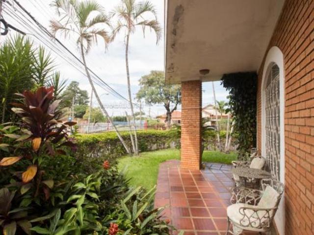 Casa para venda em Jardim Primavera de 260.00m² com 4 Quartos, 1 Suite e 2 Garagens