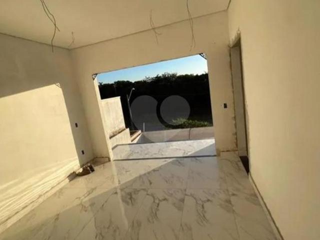 Casa para venda em Jardim Primavera de 260.00m² com 3 Quartos, 2 Suites e 2 Garagens