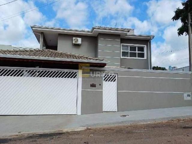 Casa para venda em Jardim Primavera de 273.00m² com 4 Quartos, 3 Suites e 2 Garagens