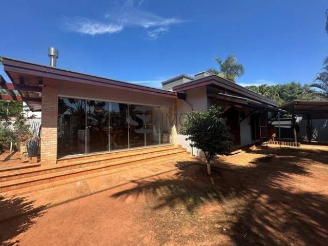 Casa para venda em Jardim Primavera de 300.00m² com 3 Quartos, 1 Suite e 3 Garagens