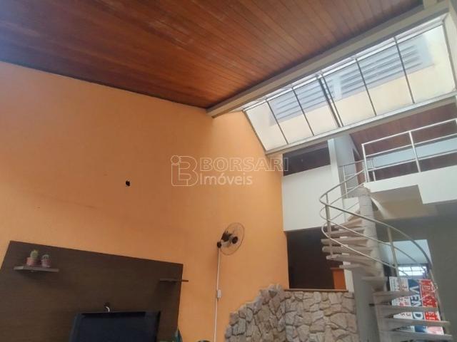 Casa para venda em Jardim Primavera em Araraquara São Paulo de 301.00m² com 3 Quartos, 1 Suíte e 6 Garagens