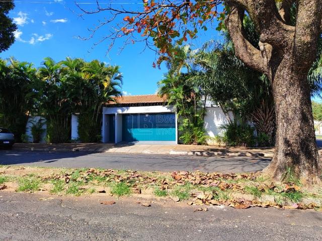 Casa para venda em Jardim Primavera em Araraquara São Paulo de 386.00m² com 3 Quartos, 1 Suíte e 6 Garagens
