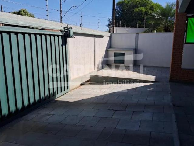 Casa para venda em Jardim Primor de 237.00m² com 3 Quartos, 1 Suite e 4 Garagens