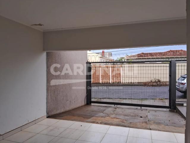 Casa para venda em Jardim Primor em Araraquara São Paulo de 215.00m² com 3 Quartos, 1 Suíte e 2 Garagens