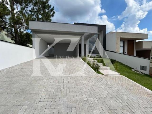 Casa para venda em Jardim Promeca de 184.00m² com 3 Quartos, 1 Suite e 4 Garagens