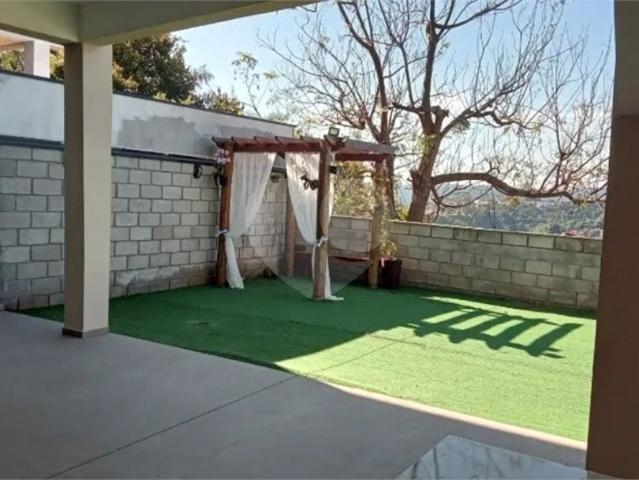 Casa para venda em Jardim Promeca em Várzea Paulista São Paulo de 215.00m² com 3 Quartos, 1 Suíte e 4 Garagens