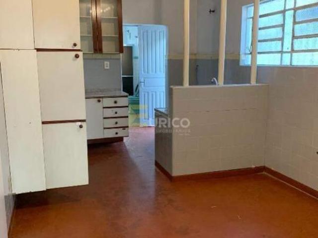 Casa para venda em Jardim Proença I de 150.00m² com 4 Quartos e 2 Garagens
