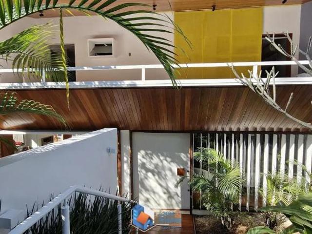 Casa para venda em Jardim Prudência com 3 quartos, sendo 3 suítes, 315m²