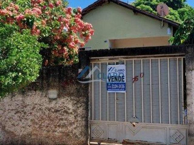 Casa para venda em Jardim Prudência de 100.00m² com 2 Quartos e 4 Garagens