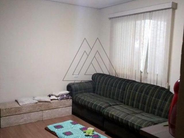 Casa para venda em Jardim Quarto Centenário de 180.00m² com 5 Quartos e 3 Garagens