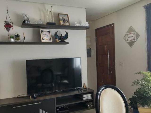 Casa para venda em Jardim Rancho Alegre de 76.00m² com 2 Quartos e 2 Garagens