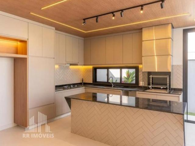 Casa para venda em Jardim Recanto Das Águas de 185.00m² com 3 Quartos, 3 Suites e 4 Garagens