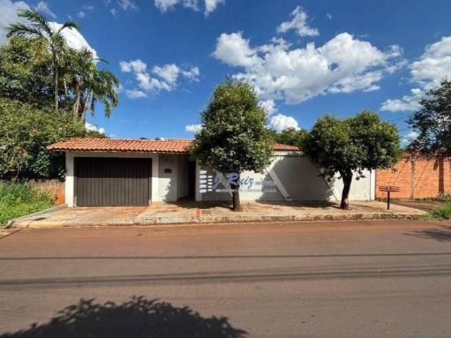 Casa para venda em Jardim Recreio de 254.00m² com 4 Quartos, 3 Suites e 14 Garagens