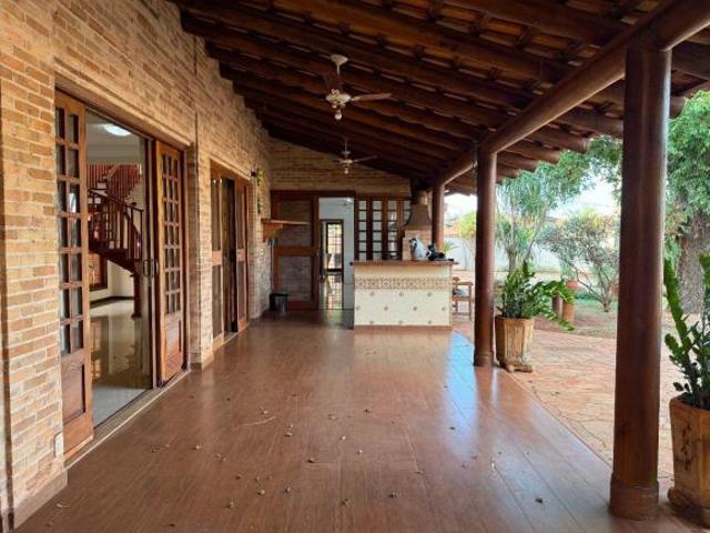 Casa para venda em Jardim Recreio de 326.00m² com 3 Quartos, 3 Suites e 4 Garagens