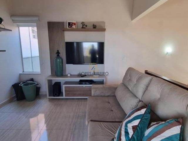 Casa para venda em Jardim Regina de 185.00m² com 3 Quartos, 1 Suite e 2 Garagens