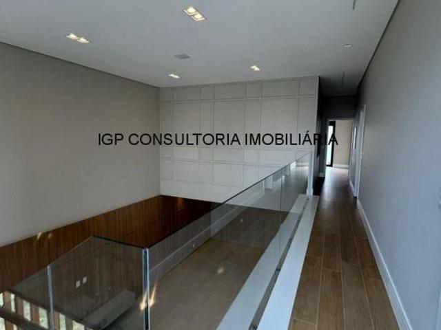 Casa para venda em Jardim Residencial Maria Dulce de 287.40m² com 5 Quartos, 5 Suites e 4 Garagens