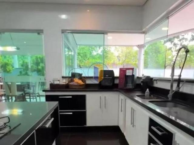 Casa para venda em Jardim Residencial Mont Blanc de 411.00m² com 4 Quartos, 4 Suites e 4 Garagens