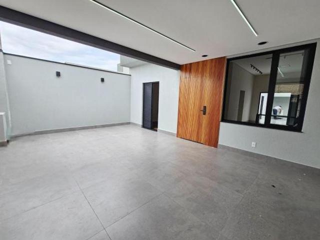 Casa para venda em Jardim Residencial Nova Veneza de 112.00m² com 3 Quartos, 1 Suite e 2 Garagens