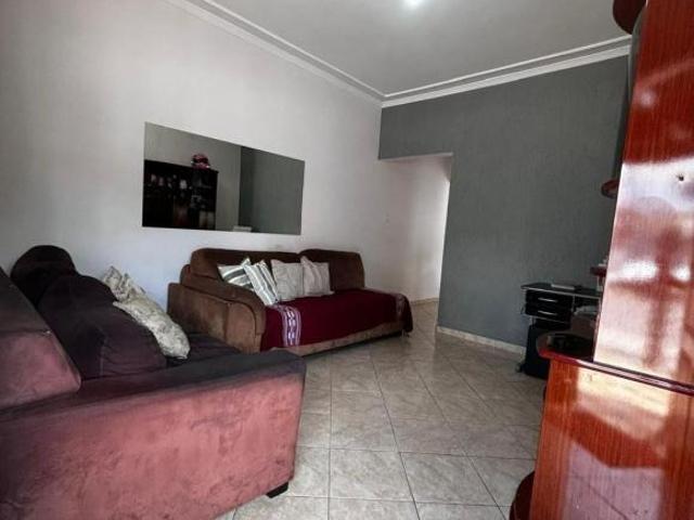 Casa para venda em Jardim Residencial Deolinda Guerra de 125.00m² com 2 Quartos e 6 Garagens