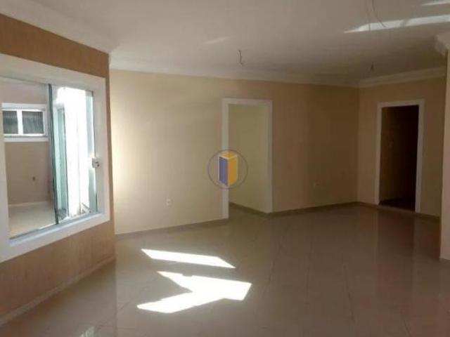 Casa para venda em Jardim Residencial Deolinda Guerra de 185.00m² com 3 Quartos, 1 Suite e 3 Garagen