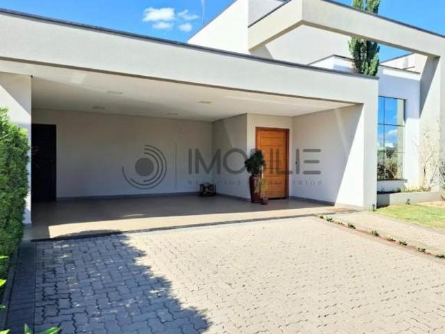 Casa para venda em Jardim Residencial Dona Maria José de 190.00m² com 3 Quartos, 3 Suites e 4 Garage