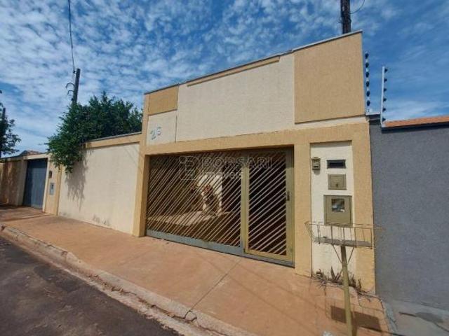 Casa para venda em Jardim Residencial Elvio Lupo de 182.00m² com 2 Quartos, 1 Suite e 2 Garagens