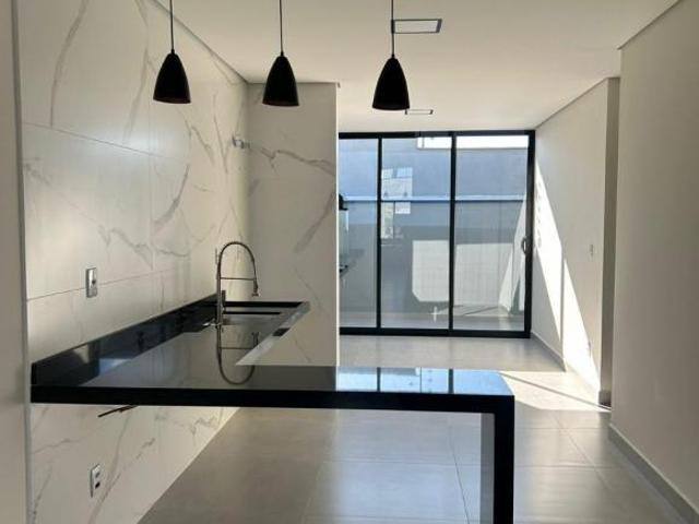 Casa para venda em Jardim Residencial Jardim de 118.00m² com 3 Quartos e 2 Garagens