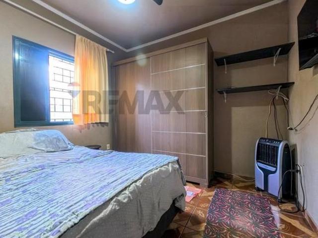 Casa para venda em Jardim Residencial Pedras Preciosas de 236.00m² com 2 Quartos e 2 Garagens
