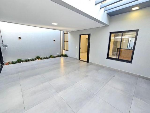 Casa para venda em Jardim Residencial Veneza de 110.00m² com 3 Quartos, 1 Suite e 2 Garagens