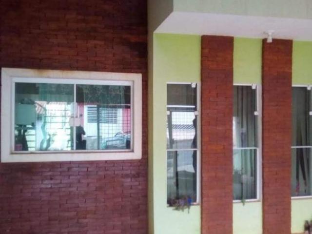 Casa para venda em Jardim Residencial Villa Amato de 110.00m² com 3 Quartos, 1 Suite e 2 Garagens
